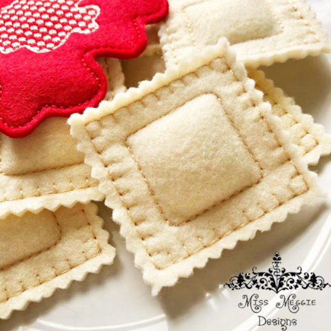 Play food stuffed ravioli and sauce set ITH Embroidery design file ...